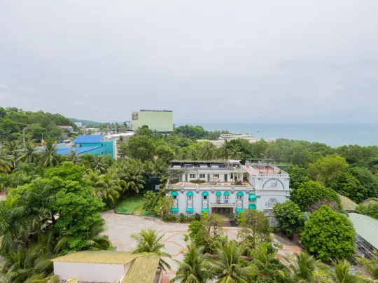 Home Park Hotel - Phú Quốc