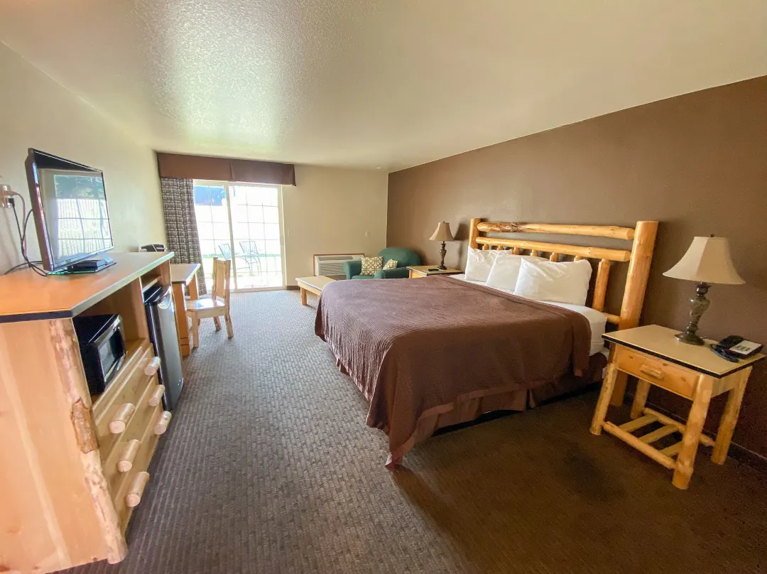 Sisters Inn & Suites - Sisters, OR