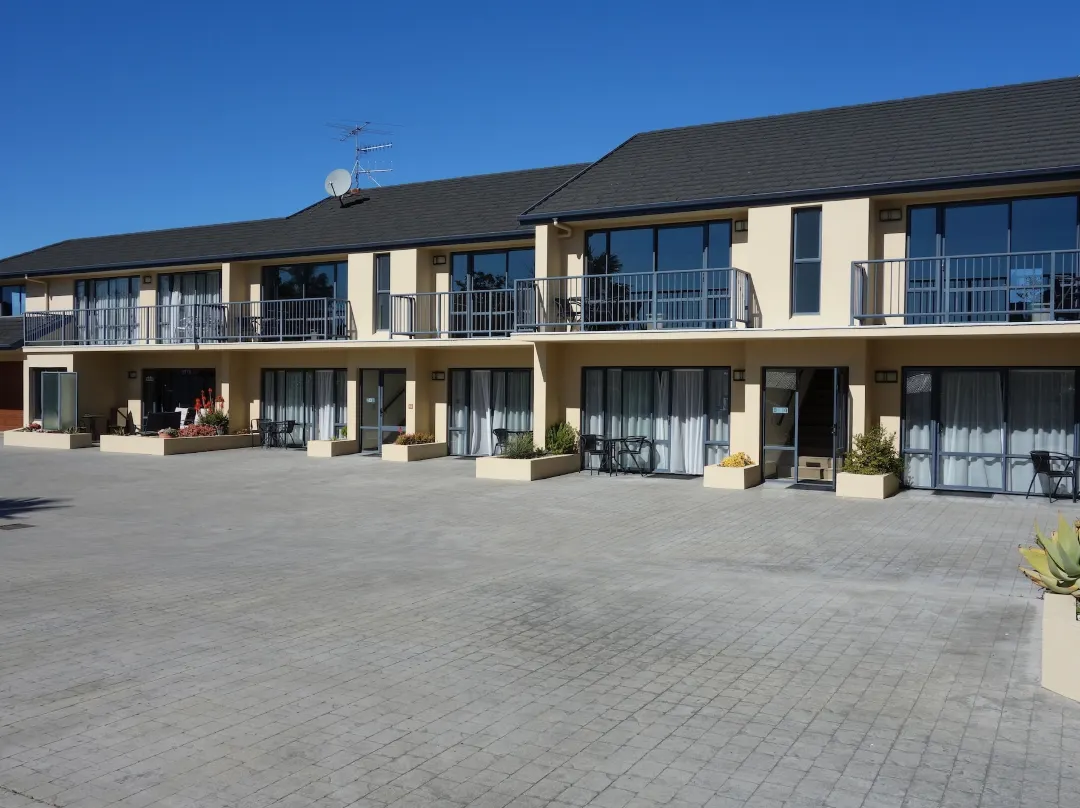 Avalon Manor Motel -