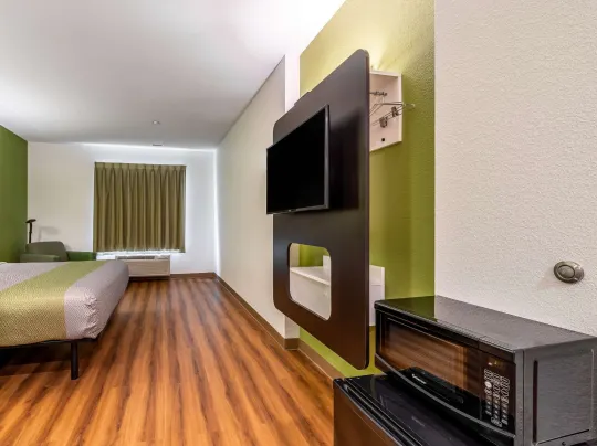 Motel 6 Mankato, Mn - Mankato, MN