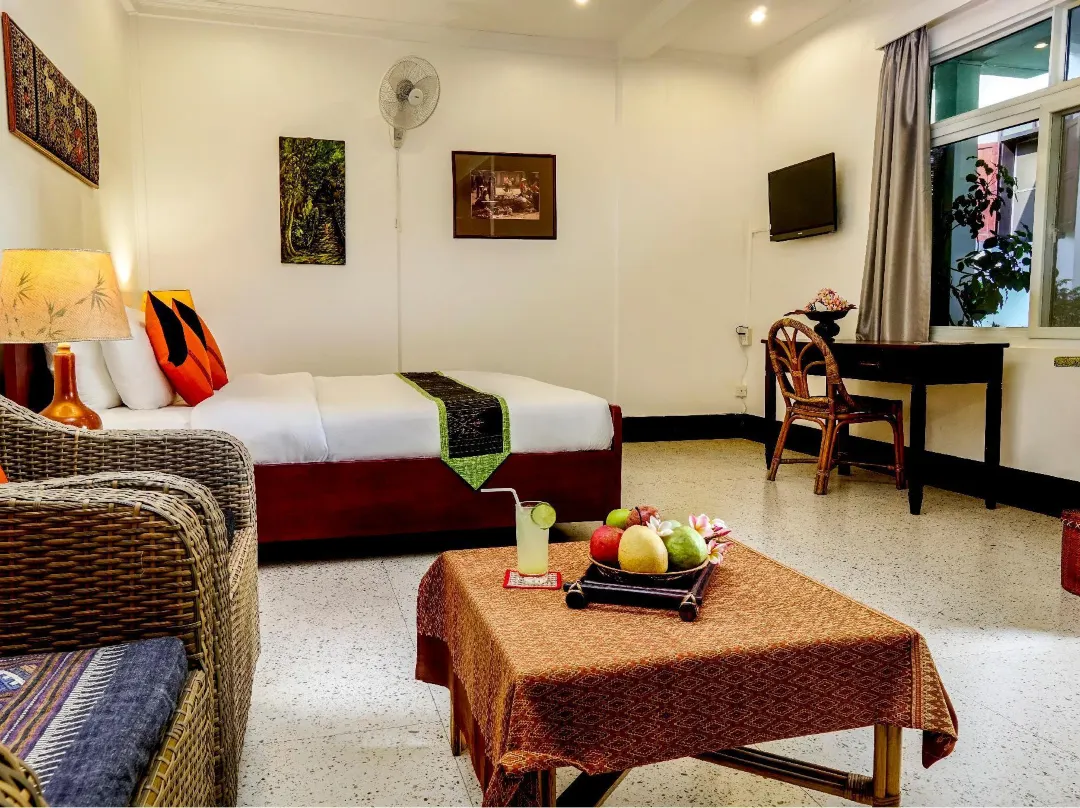 Lanis House By The Ponds - Vientiane