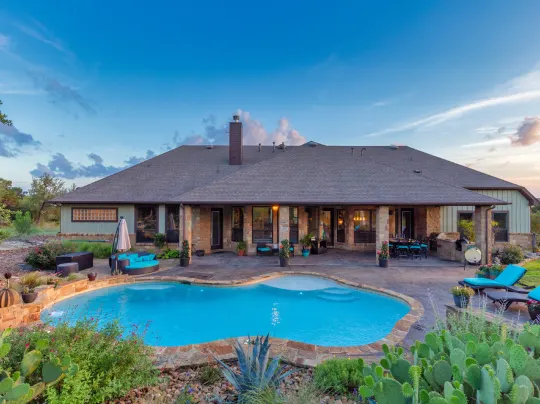 Gorgeous Private Pool And Scenic Views - Exquisite Hill Country Oasis - Lake Travis