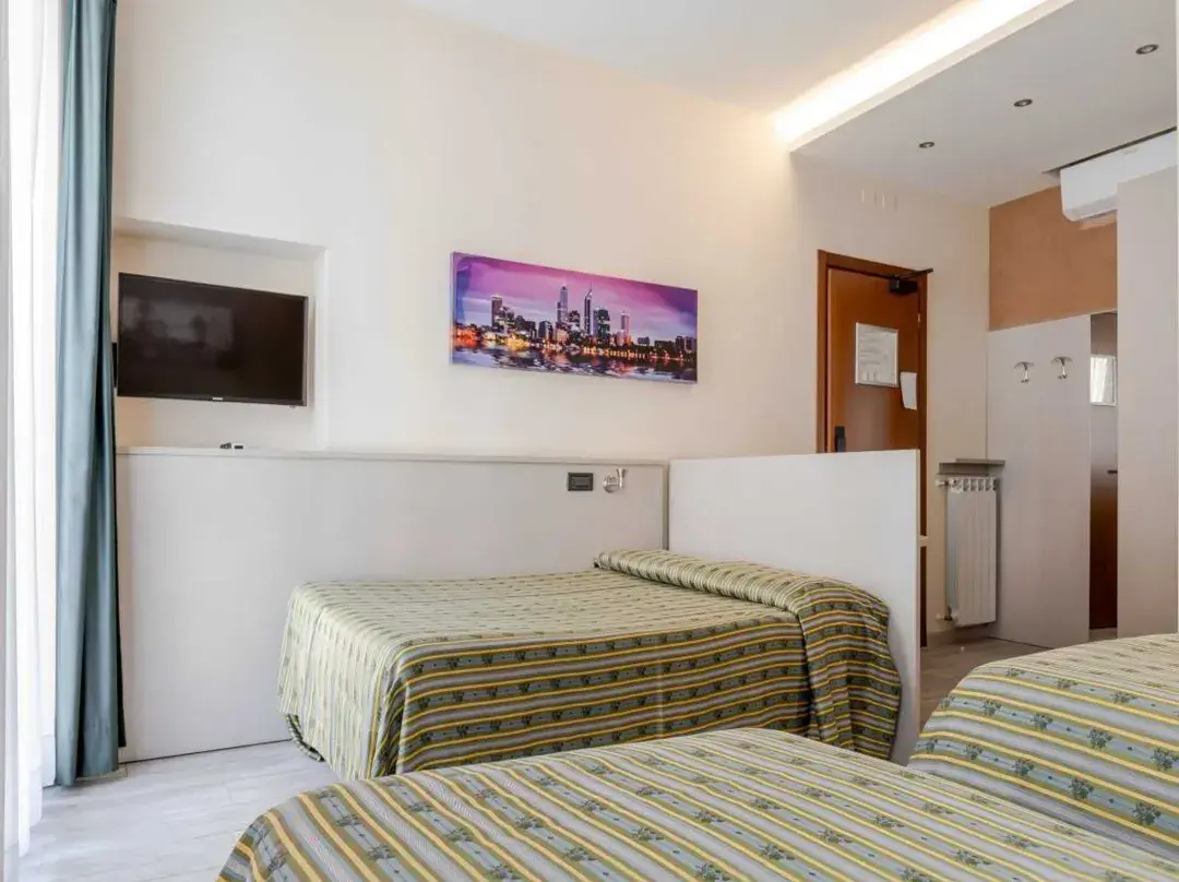 Hotel 3 Comfort And Serenity Heart Of Ventimiglia - Vintimille