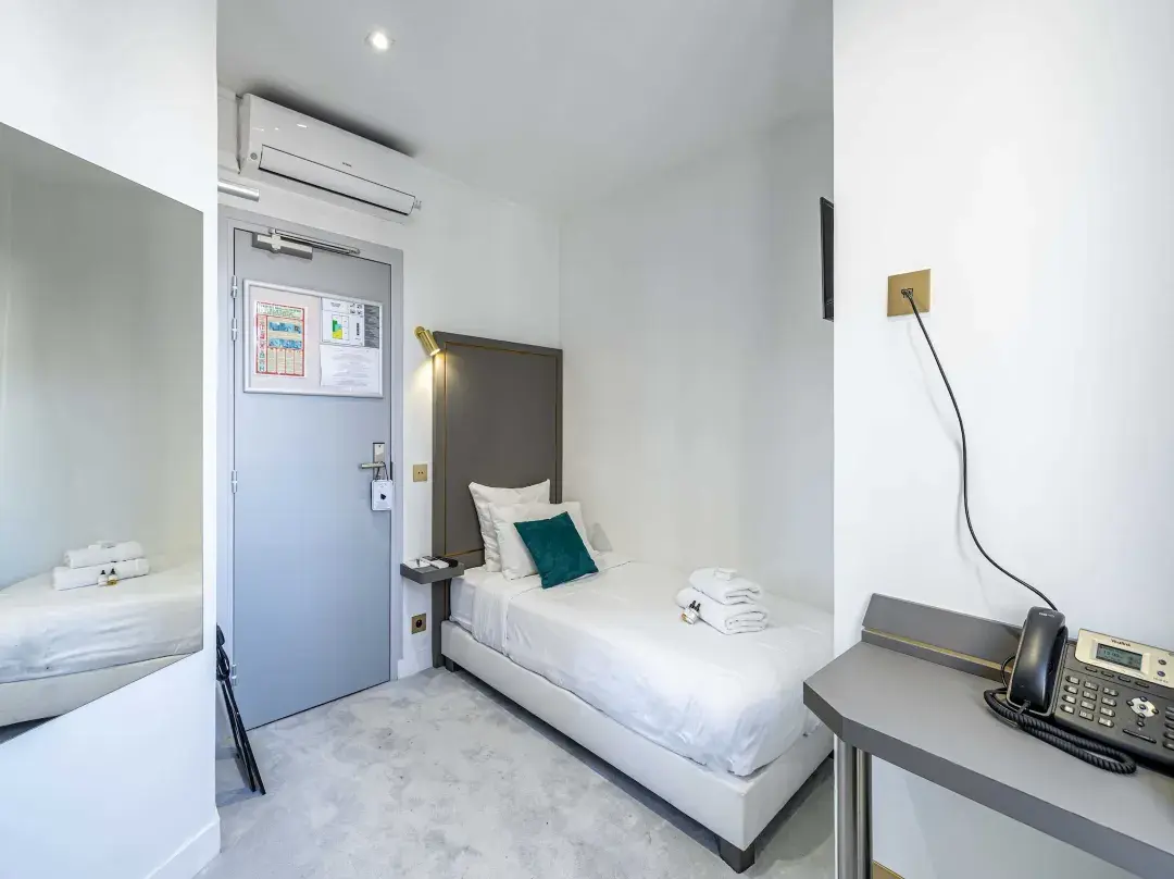 Hotel Avaton - Single Bedroom - Cannes Palais - Cannes