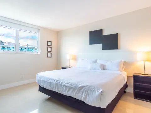 Ocean Reserve 1404 - Aventura, FL