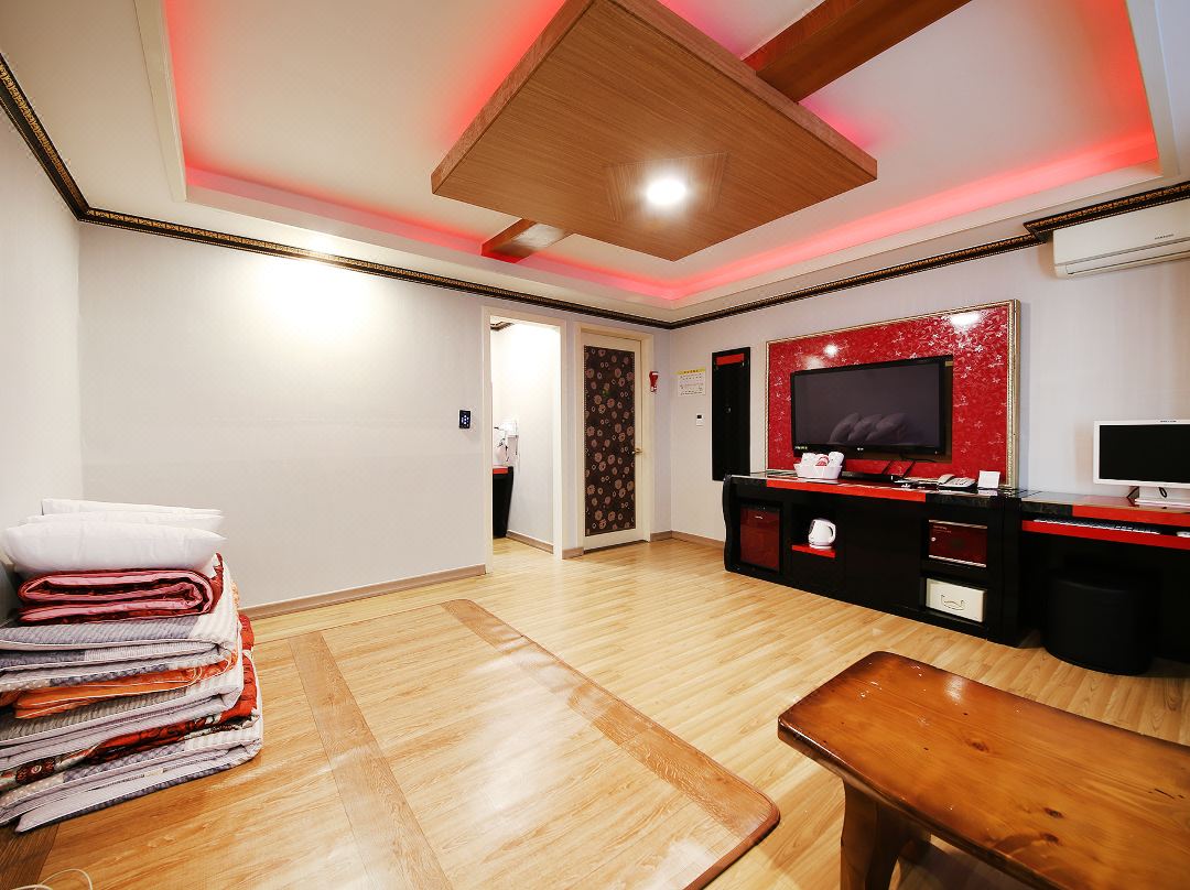 Gwangju Yongbongdong Hotel Agnes - Gwangju
