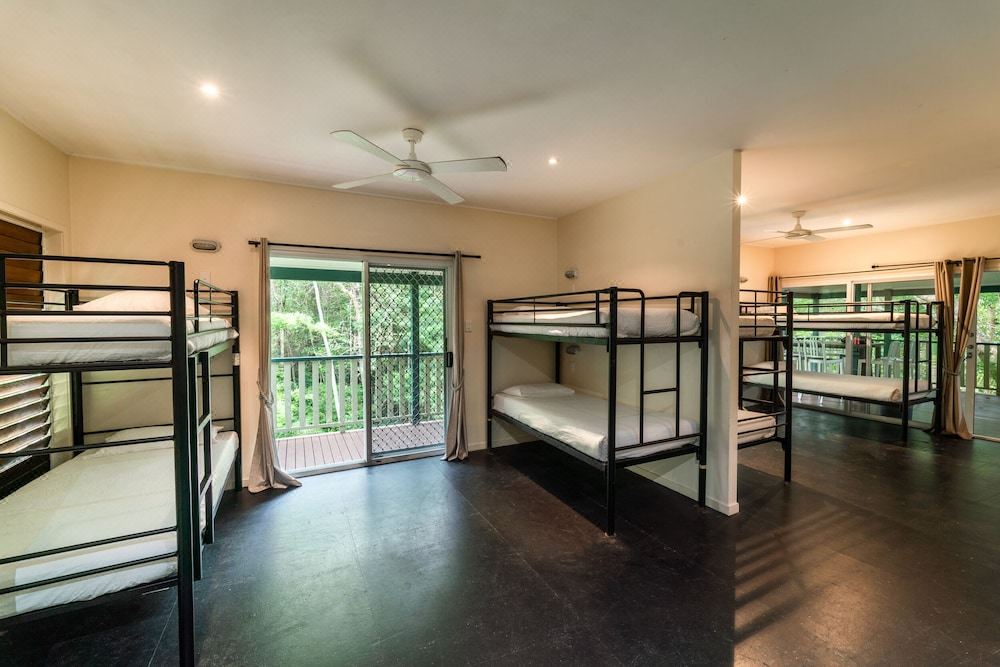 Noosa Heads Yha - Hostel - Noosa Heads