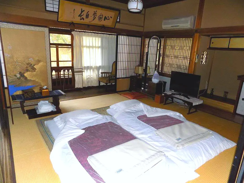 Yugawara Seikoen - Atami
