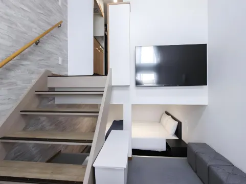 Ivoryekihigashi - Fukuoka, Japan