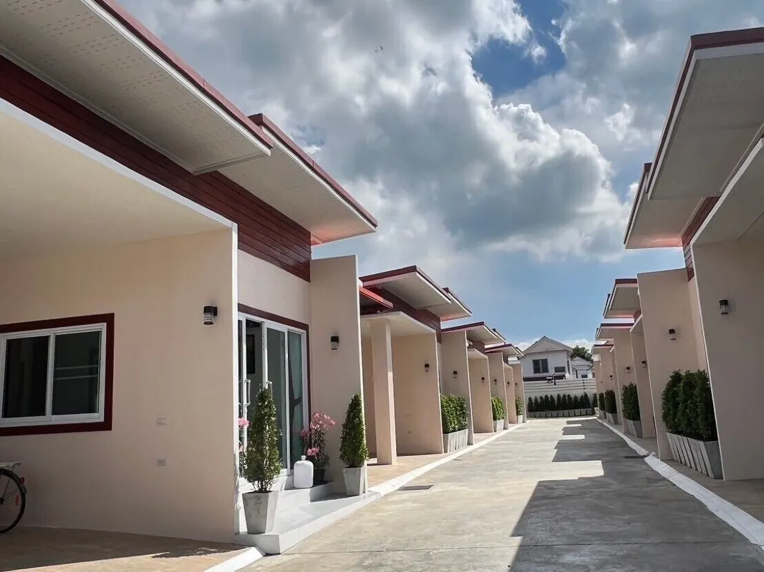 Pichapon Resort - Pak Chong