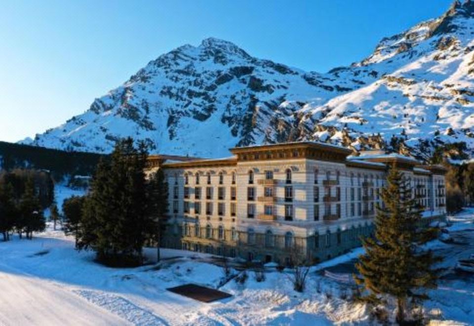 Maloja Palace Residence Engadin-St Moritz CO2-Neutral, Bregaglia, Harga ...