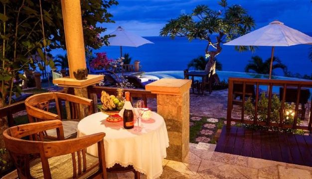 Blue Moon Villas Amed Bali