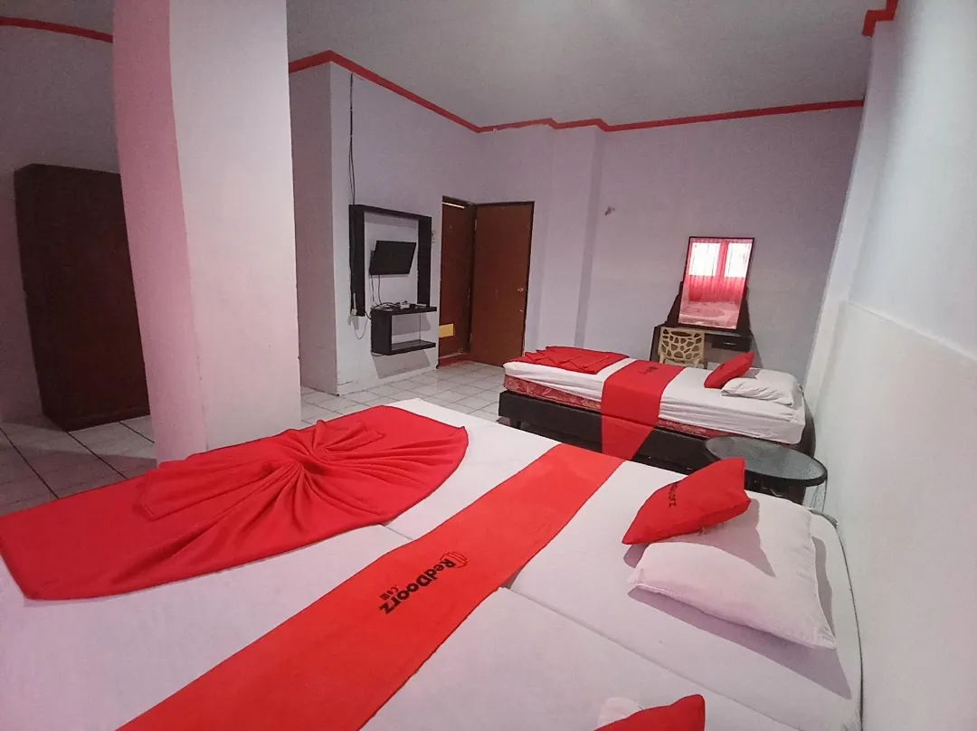 Reddoorz Near Sam Ratulangi - Manado