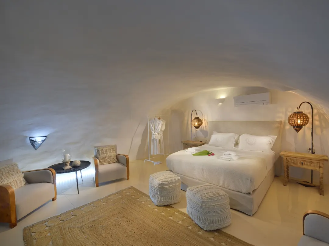 The A Collection, Oia By K&k - Oia