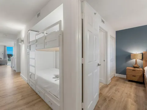 Pelican Beach Resort 110 - Destin, FL