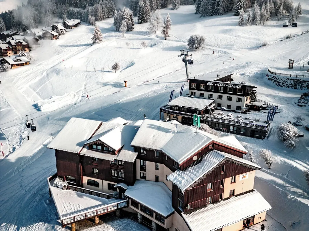 Hôtel Emeraude - Peisey-Nancroix