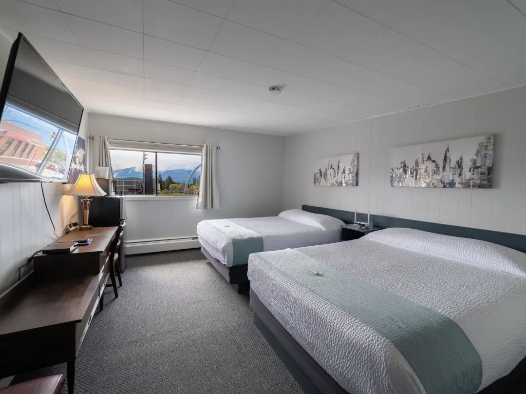 Uptowner Hotel - Creston
