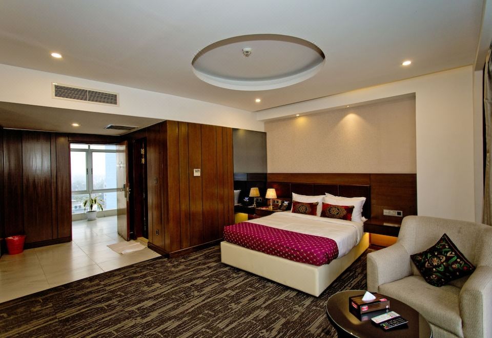 Azmiry Residential Hotel, 쿠스티아 최고의 가성비 호텔! 루프탑 테라스에서 즐기는 특별한 경험!