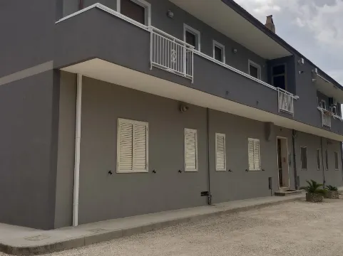 B&b A Casa Di Anto Eboli Parcheggio Gratuito è A Pochi Minuti Dal Palasele - Eboli