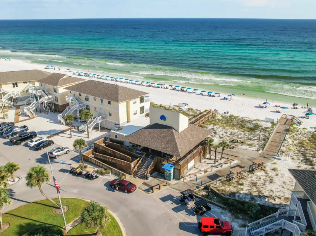 Canal Access And Resort Amenities - Charming Beach Haven - Destin, FL