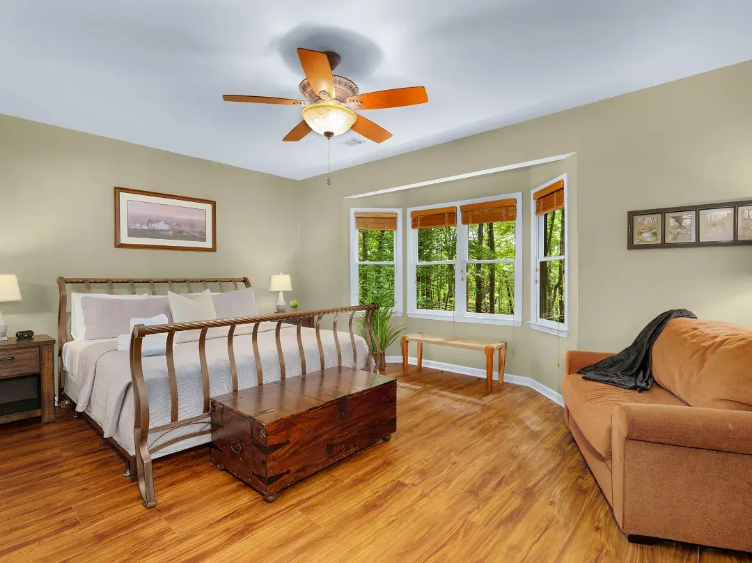 Inviting Mountain Retreat With Game Room And Hot Tub - Charming Hideaway - Jasper