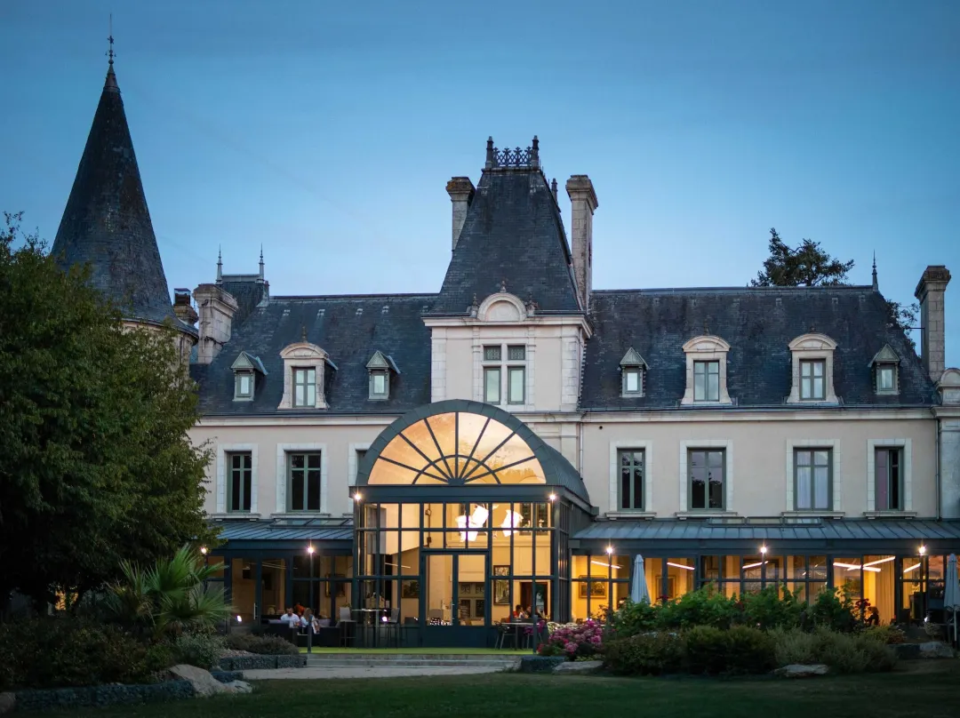 Château De La Barbinière · Hôtel De Charme & Restaurants - Cholet