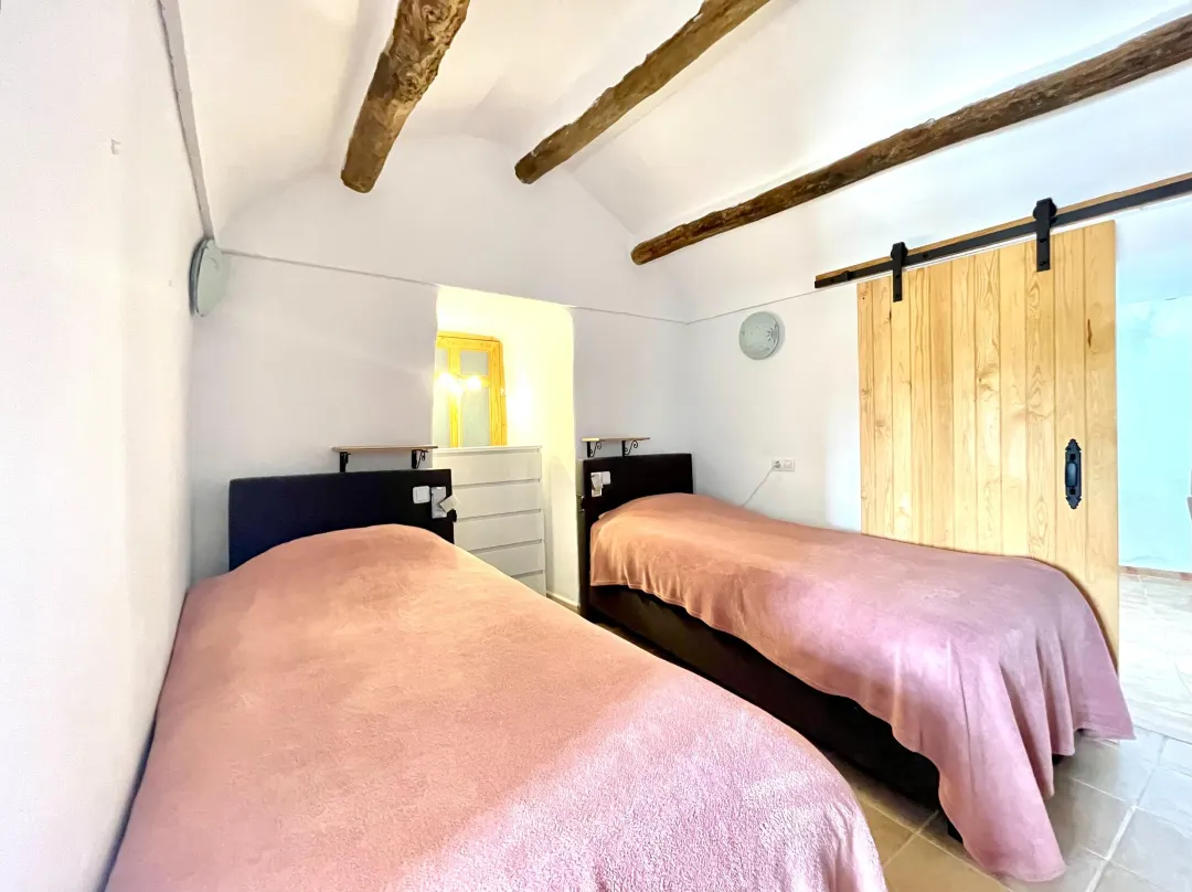 Cave House In Cullar Near Historic Centre - Andalousie