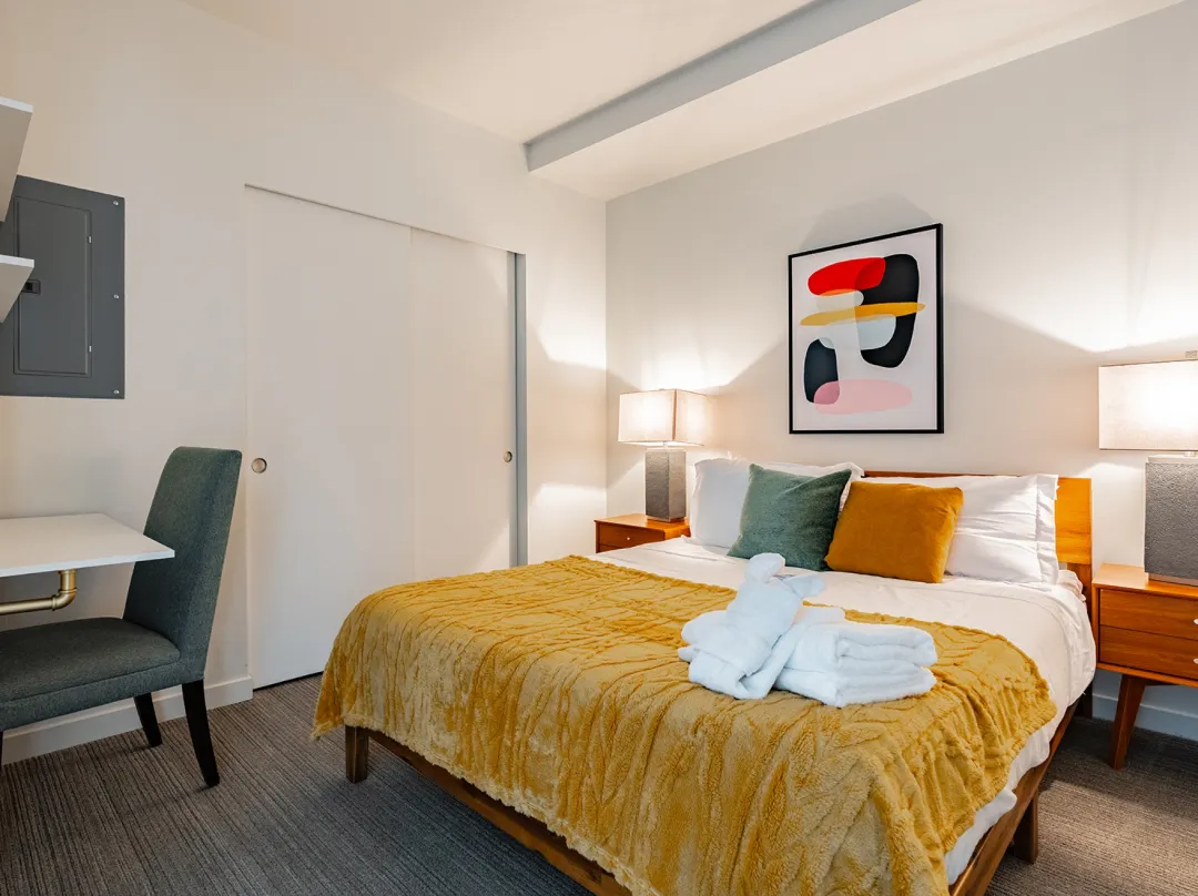 1br | Gym, Lounge, Rooftop | Bellevue | Sophari C - Bellevue, WA