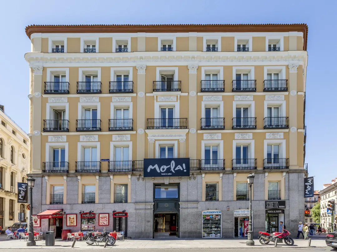 Mola Hostel - Chueca