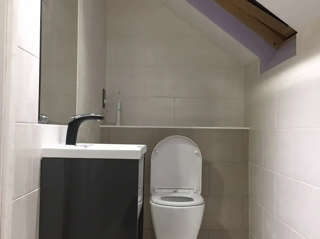 Private Double Room With New En-suite Shower Room - King's Lynn