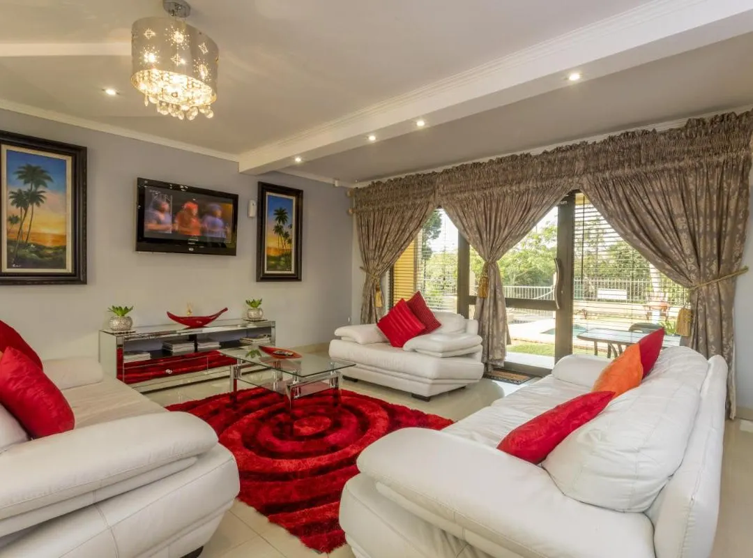 Ezulwini Guest House - Relaxing Queen Room With Balcony In Balito, South Afirca - Ballito