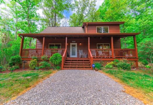 Firefly-Pristine Mountain Cabin with Hot Tub Screened Porch Fire Pit ...