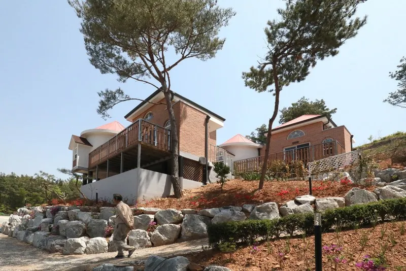Boryeong Sky Tourist Farm Pension - Incheon
