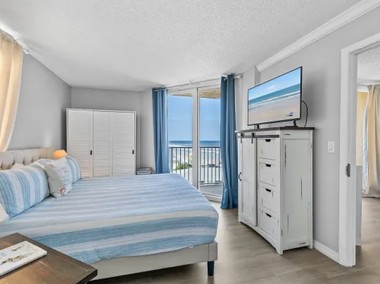 Oceanview Balcony And Beachfront Pool - Tranquil Coastal Retreat - New Smyrna Beach, FL