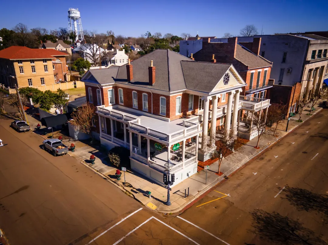 The Guest House Historic Mansion - Natchez, MS