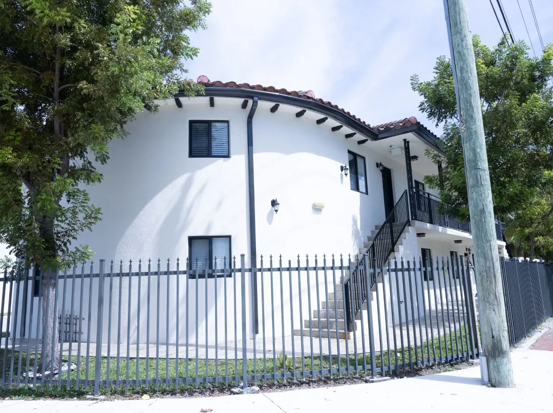 Little Habana Aparts Close To Calle 8 - Miami