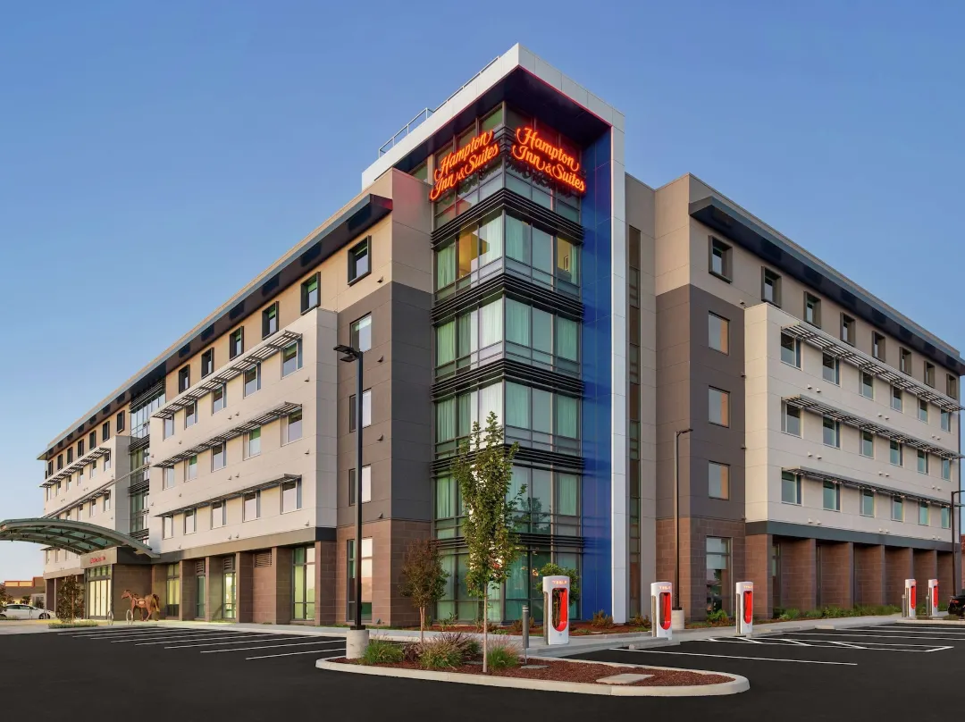Hampton Inn & Suites - San Mateo - Belmont, CA