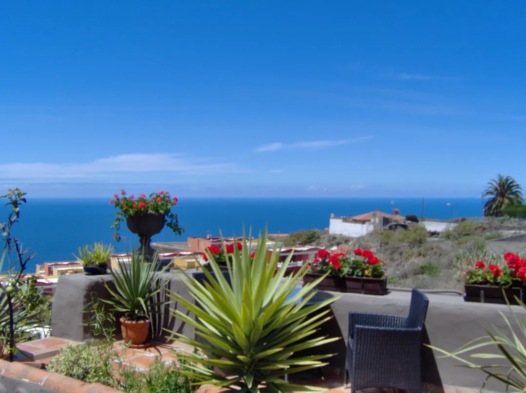 Vivienda Vacacional Moderna Con Balcón Privado Y Vistas Al Mar Y Montaña - Icod de los Vinos