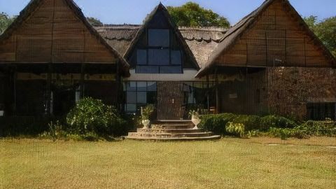 Harare Safari Lodge-Harare Updated 2023 Room Price-Reviews & Deals ...