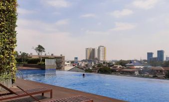Apartemen Springwood by Royal Room, Pinang - Latest Prices and Deals ...