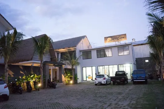 Sunrise Suite Seminyak Managed By Arm Hospitality - Bali