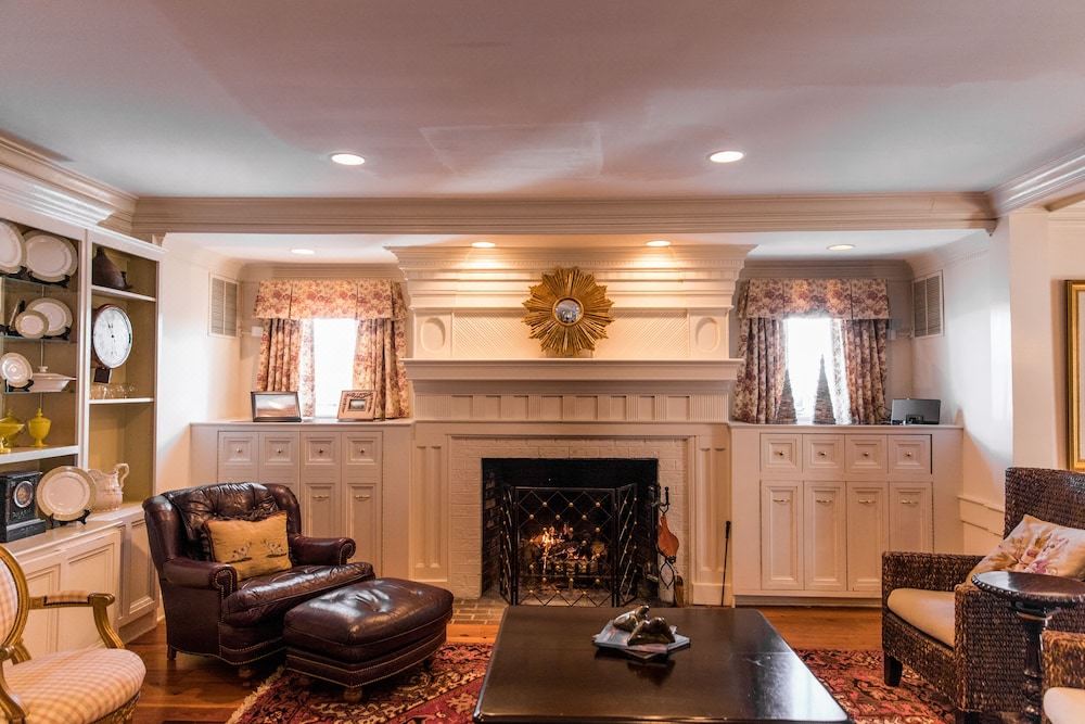 The Farmhouse At Veritas - Waynesboro, VA