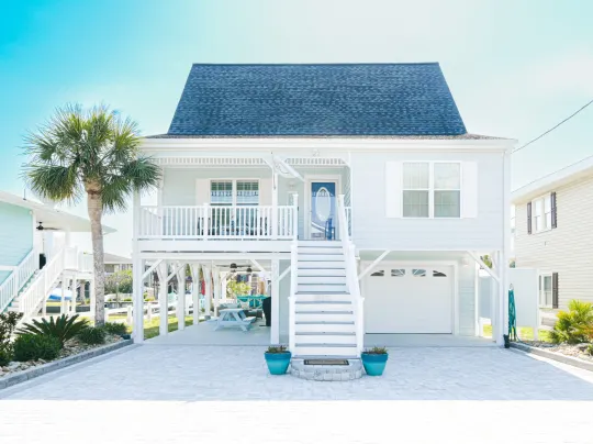 Waterfront Dock And Outdoor Oasis - Gorgeous Luxury Retreat - Sunset Beach, NC