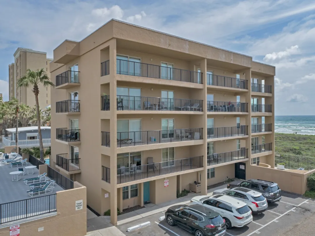 Breathtaking Ocean Views And Pool Area - Gorgeous Beachfront Retreat - South Padre Island, TX