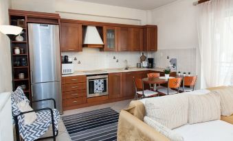 Cozy Apt in Peristeri Near Metro Station, Peristeri - Updated 2026 ...