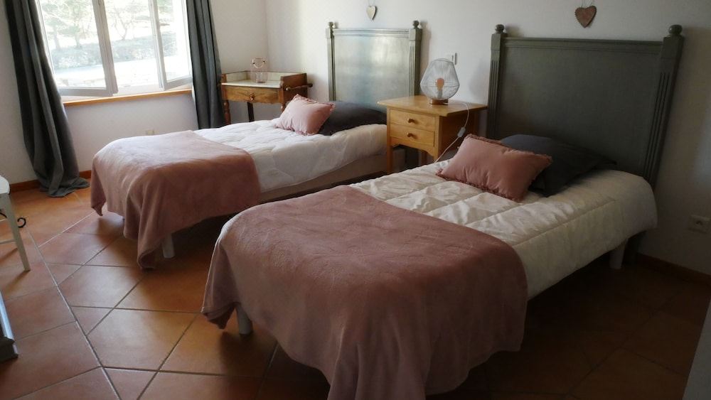 Sainte Marie Des Ollieux : Chambres D'hôtes - Aude Occitanie - Aude