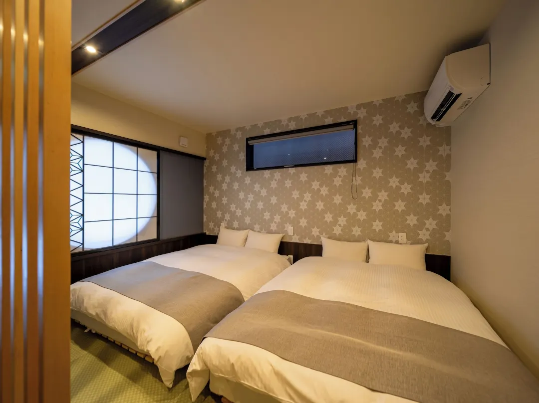 Hida Machiyado Keshi - Takayama