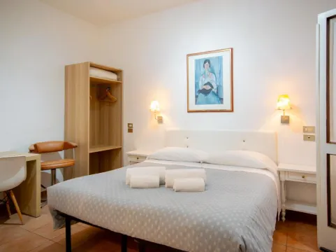 Althea Rooms - Florence
