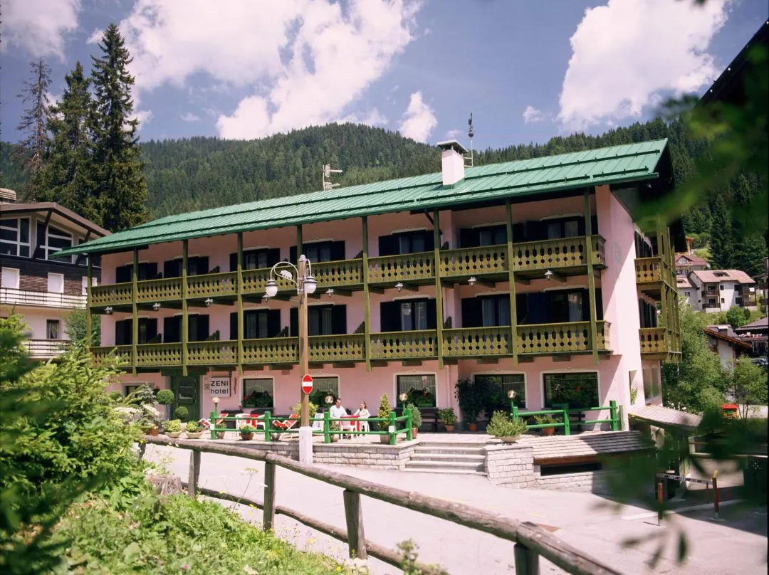 Hotel Garnì Zeni - Madonna di Campiglio