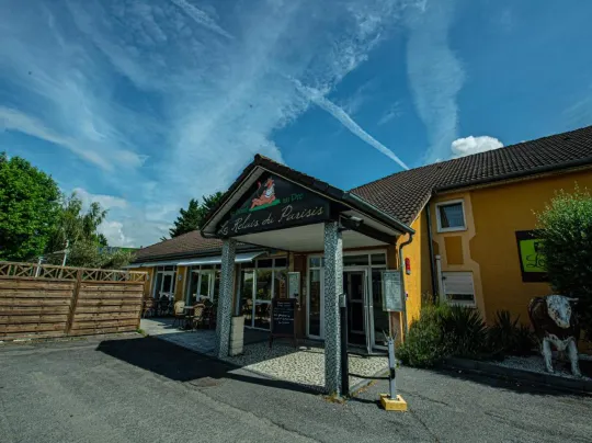 Logis Hôtel Le Relais Du Parisis - Claye-Souilly